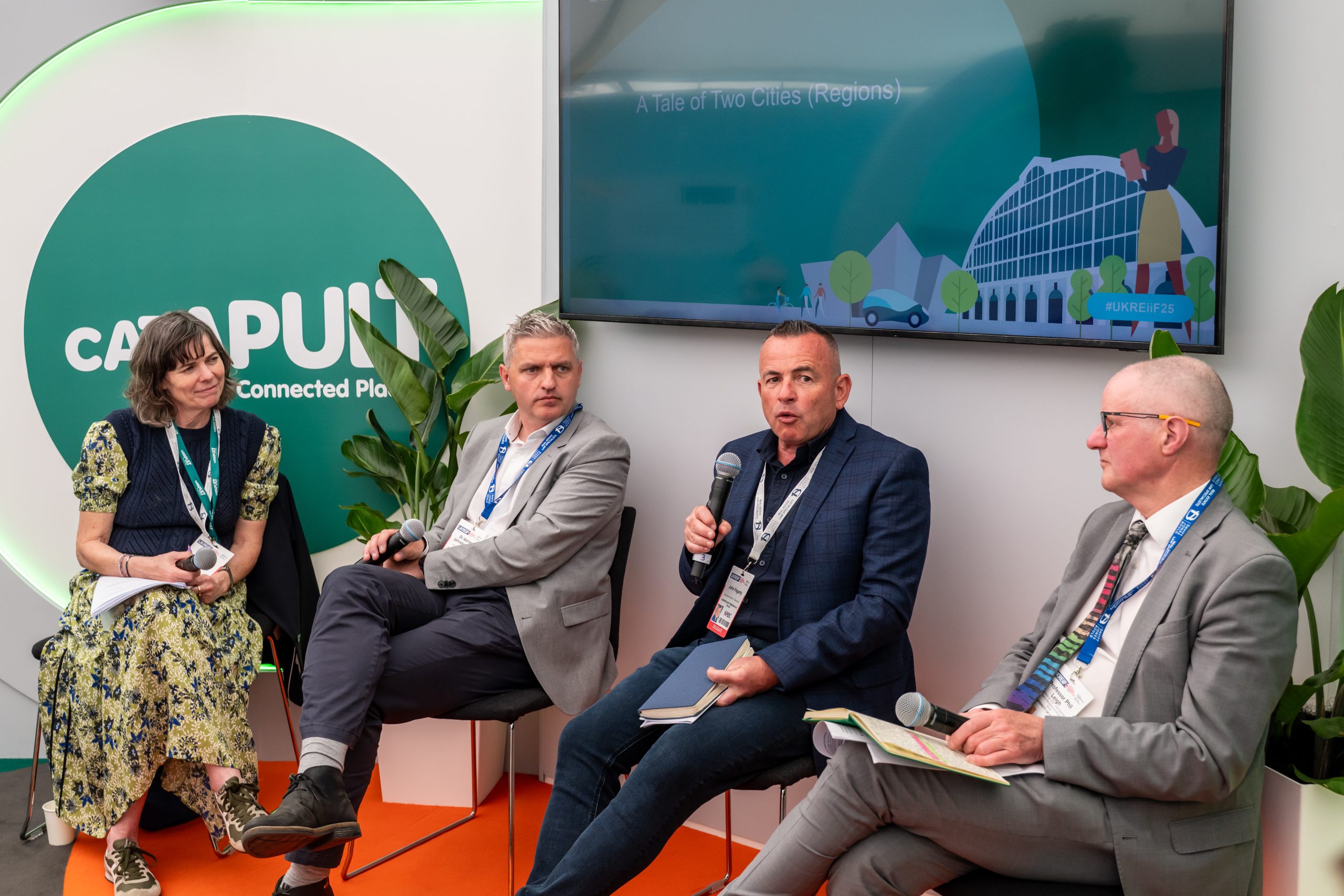 Tale of two cities in boosting local growth through innovation - Connected Places Catapult
